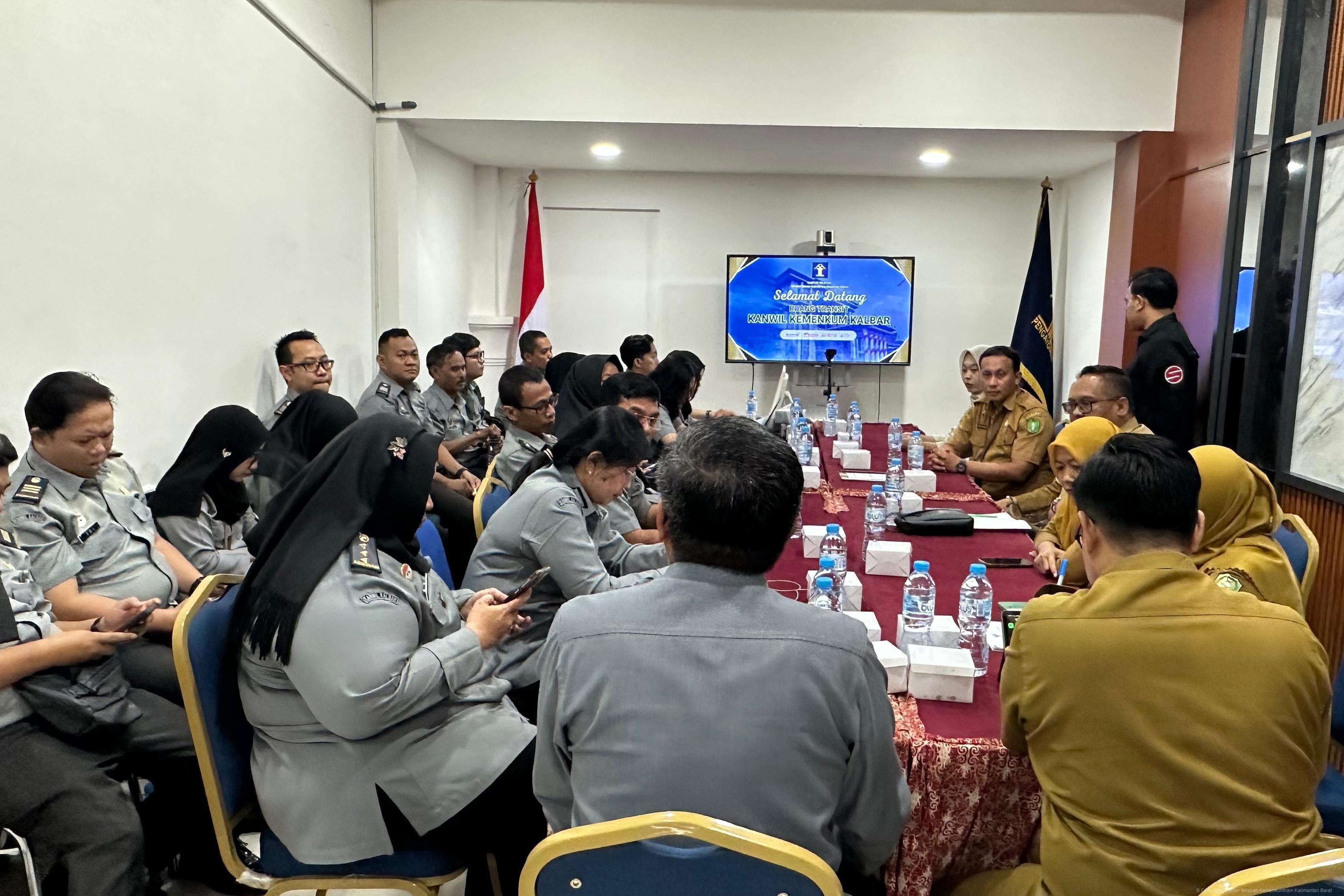 Kemenkum dan Pemprov Kalbar Bahas Penyempurnaan Perkada untuk ...